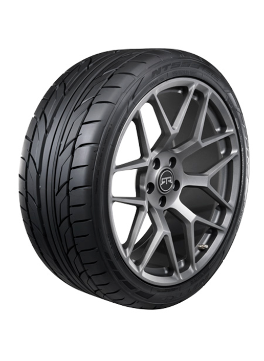 Nitto NT555 G2 tires in Quebec | Point S
